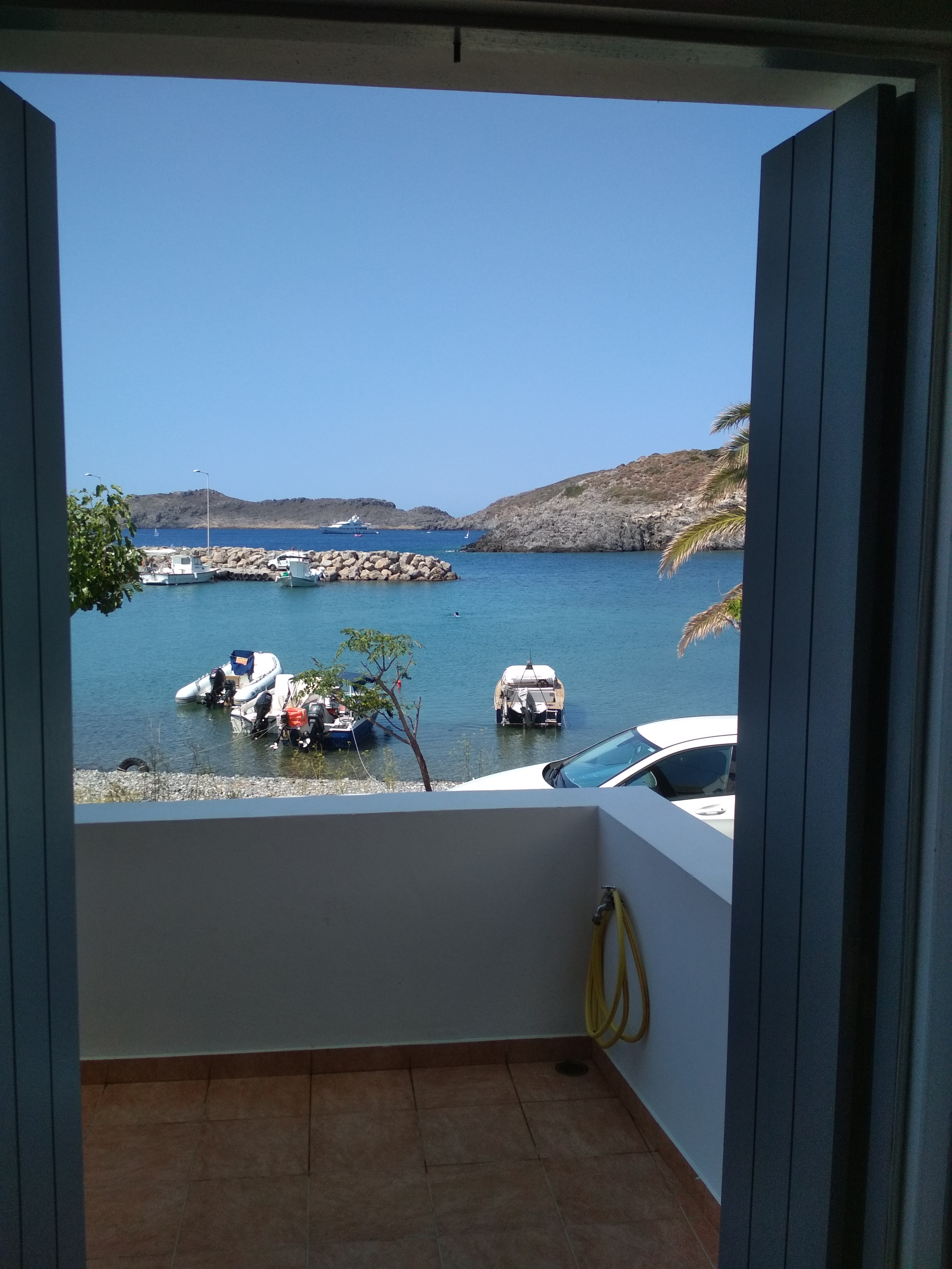 Κύθηρα ξενοδοχεια στα κυθηρα ,δωματια στο Καψάλι, στουντιος, παραλιες ...