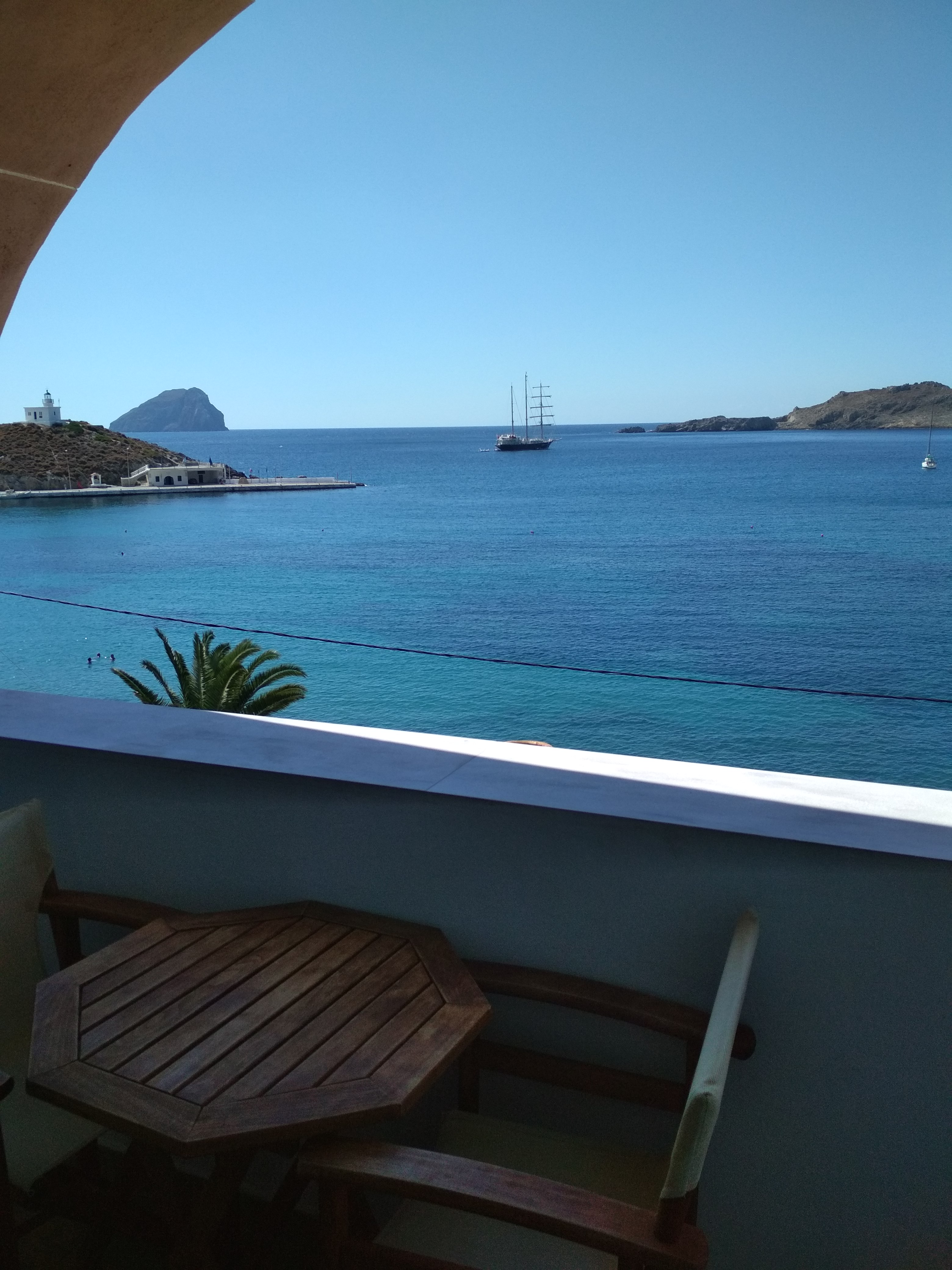 Κύθηρα ξενοδοχεια στα κυθηρα ,δωματια στο Καψάλι, στουντιος, παραλιες ...